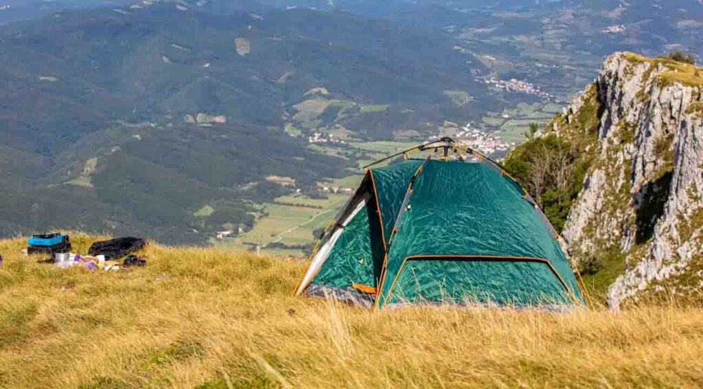 How Reflective Sunshade Can Help Keep Your Tent Cool?
