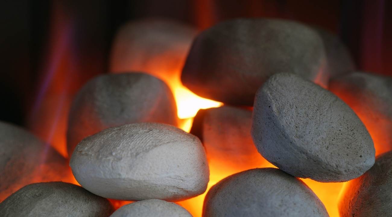 Life-Saving Hacks To Heat A Camper Without Electricity